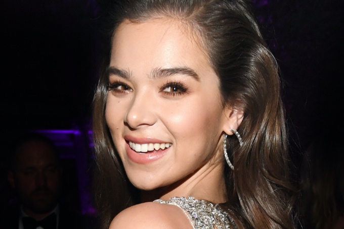 Hailee Steinfeld’s guide to glowing skin and easy everyday make-up