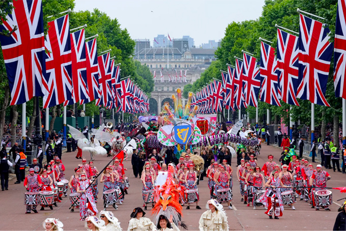 Everything you need to see from the Platinum Jubilee Pageant