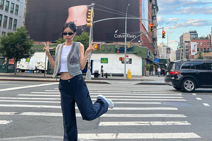 5 wardrobe staples to cop for a smooth transition between the seasons