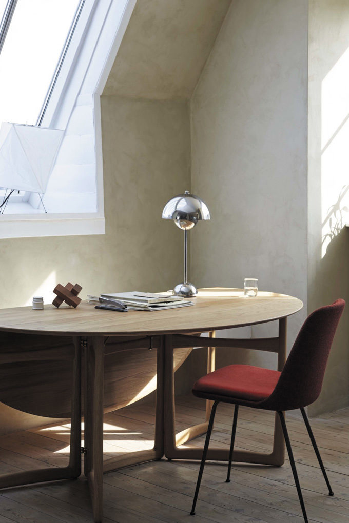 How to nail the retro-futuristic chrome interiors trend in your own home