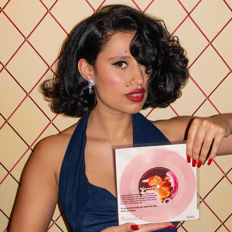 Everything old is new again: Here’s how to ace the latest retro beauty ...