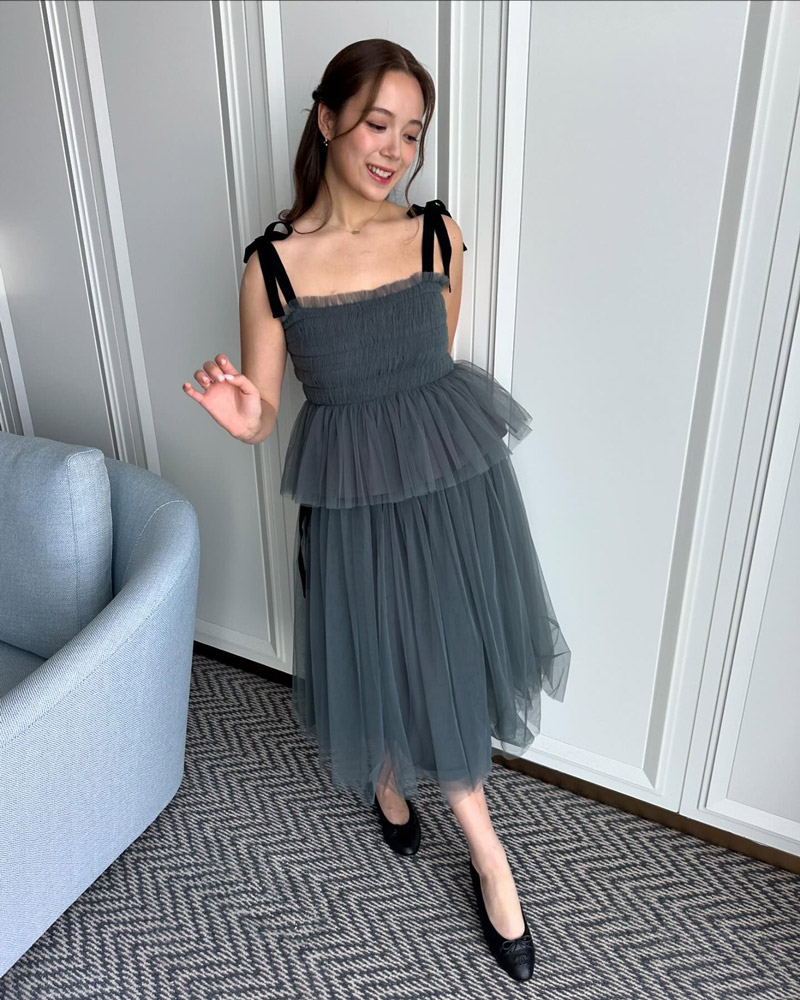 How to emulate Laufey’s whimsical and playful style