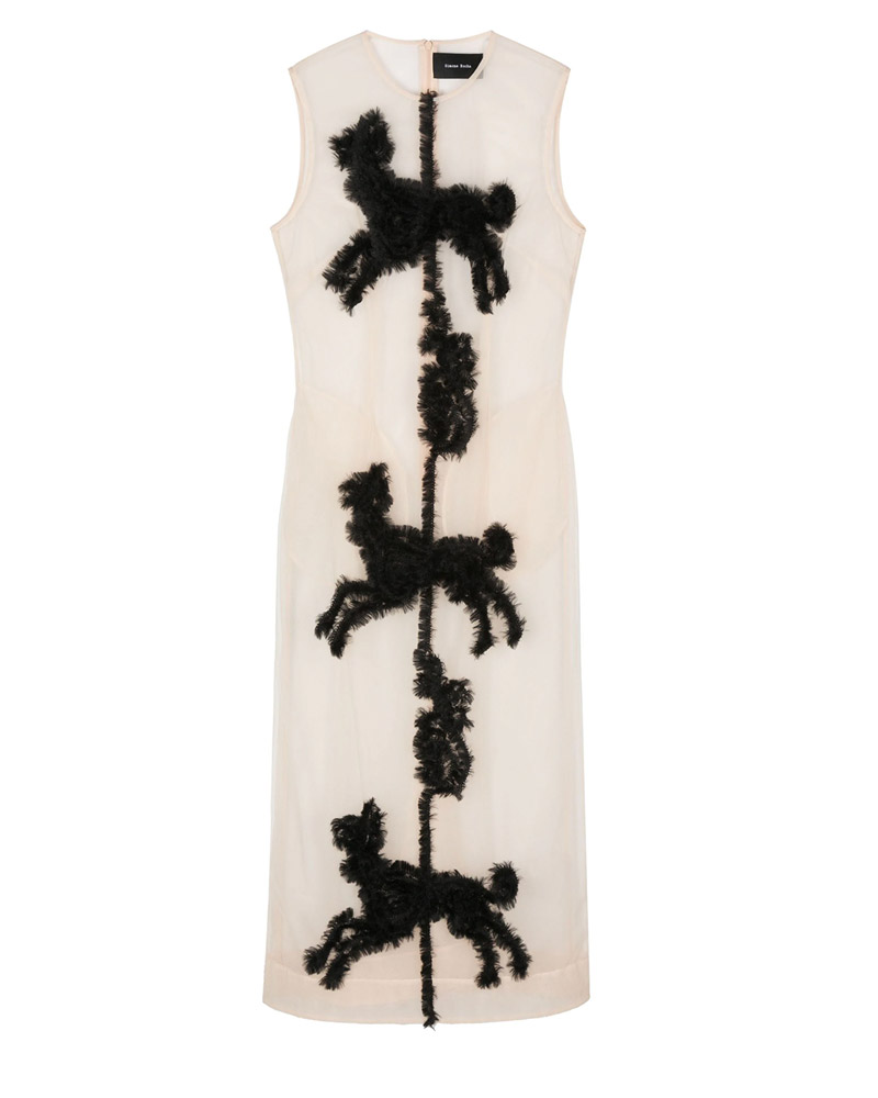 How to emulate Laufey’s whimsical and playful style