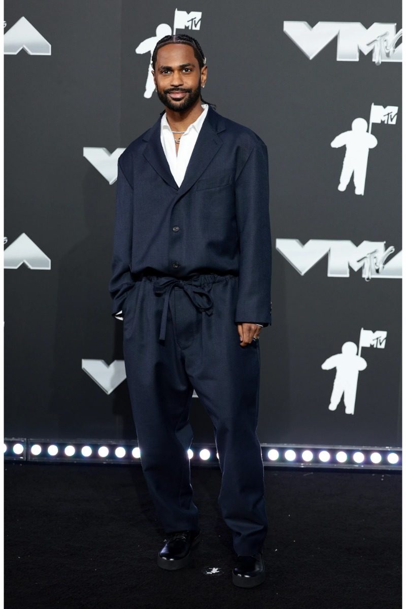 See all of the 2024 VMAs red carpet fashion, outfits and looks