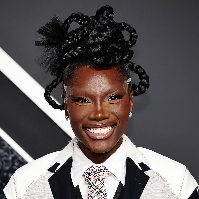 Every jaw-dropping beauty look from the 2024 VMAs black carpet