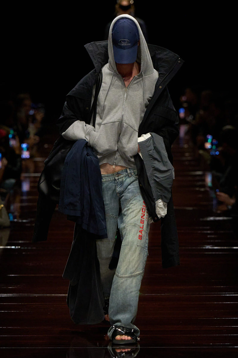 Vogue’s best looks from the Balenciaga spring/summer 2025 show