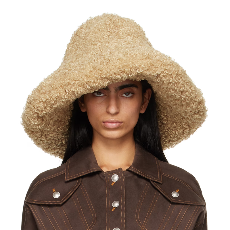 The oversized hat is back in trend—here’s how to rock it