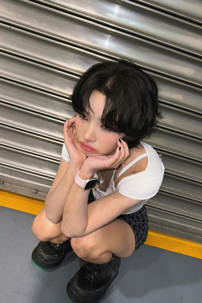 The soft pixie is the haircut taking It girls by storm