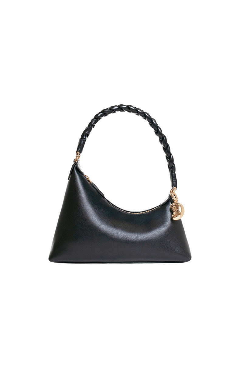 Aupen’s cult favourite Nirvana bag epitomises understated elegance