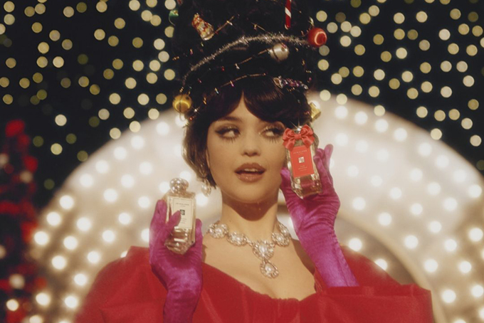 5 of the most festive and cosy perfumes to try this holiday season