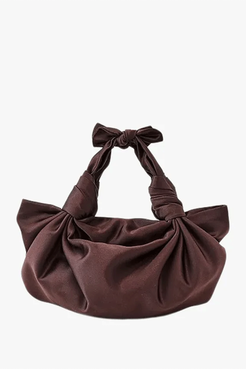 The new minimalist handbags we’re loving (and shopping!) for 2025