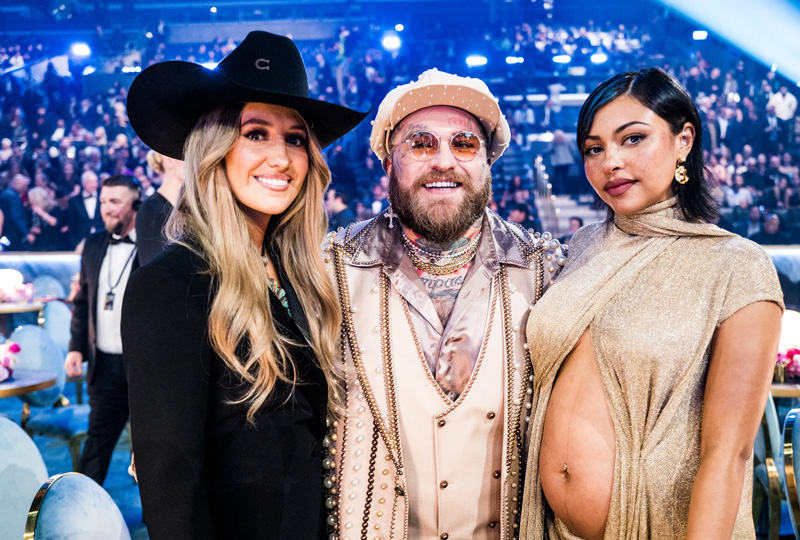 Taylor! Sabrina! Chappell! The best photos from inside the 2025 Grammy ...