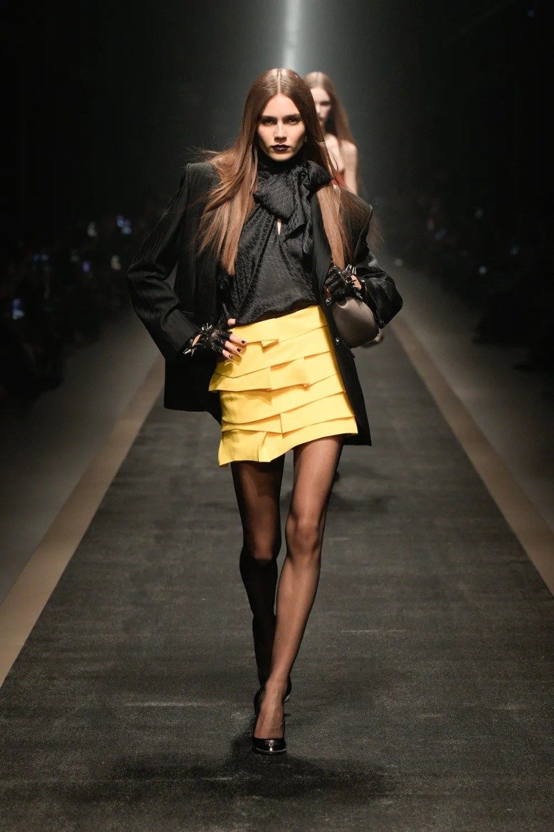 Vogue’s best looks from the Versace fall/winter 2025 show