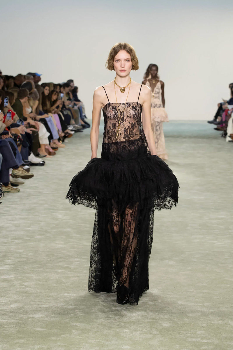 Vogue’s best looks from the Chloé fall/winter 2025 show