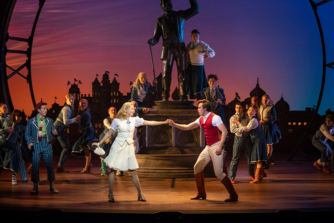 ‘Wicked’’s Zoe Coppinger and Courtney Monsma on bringing musical ...