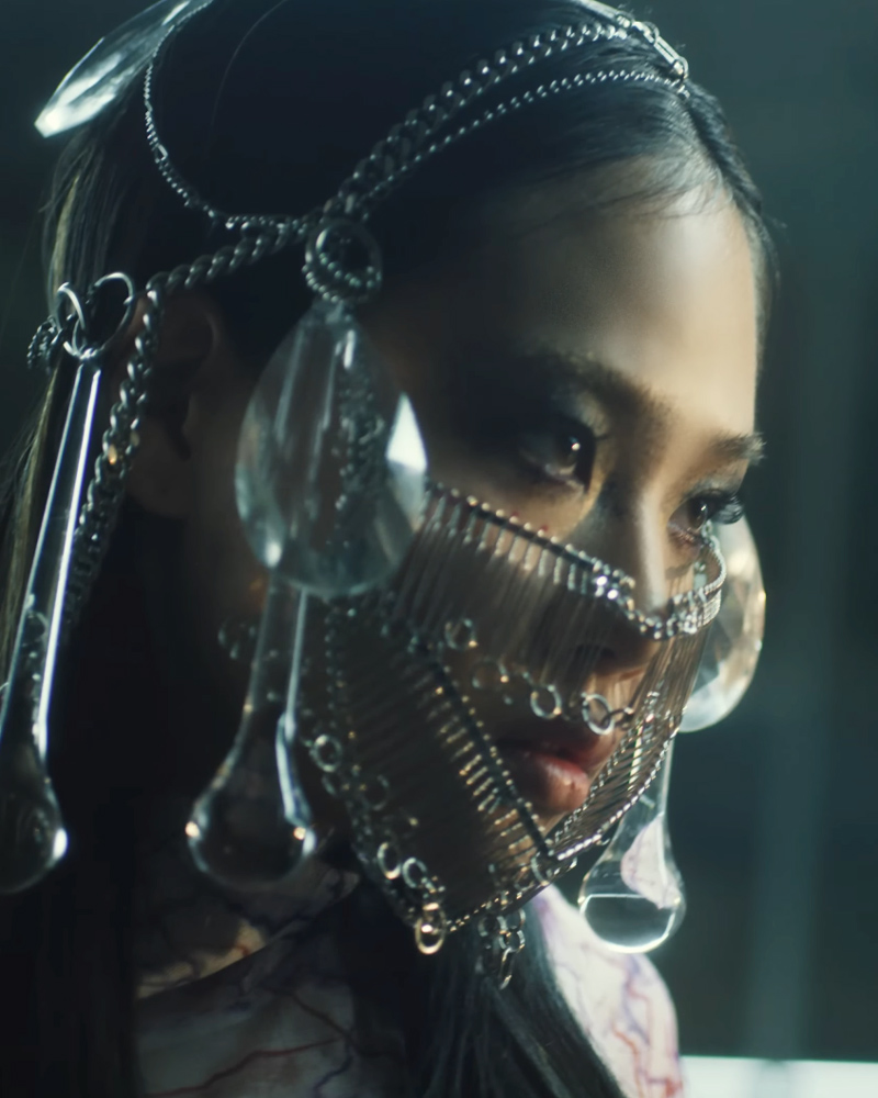 The most impactful hair and make-up details from Bibi so far