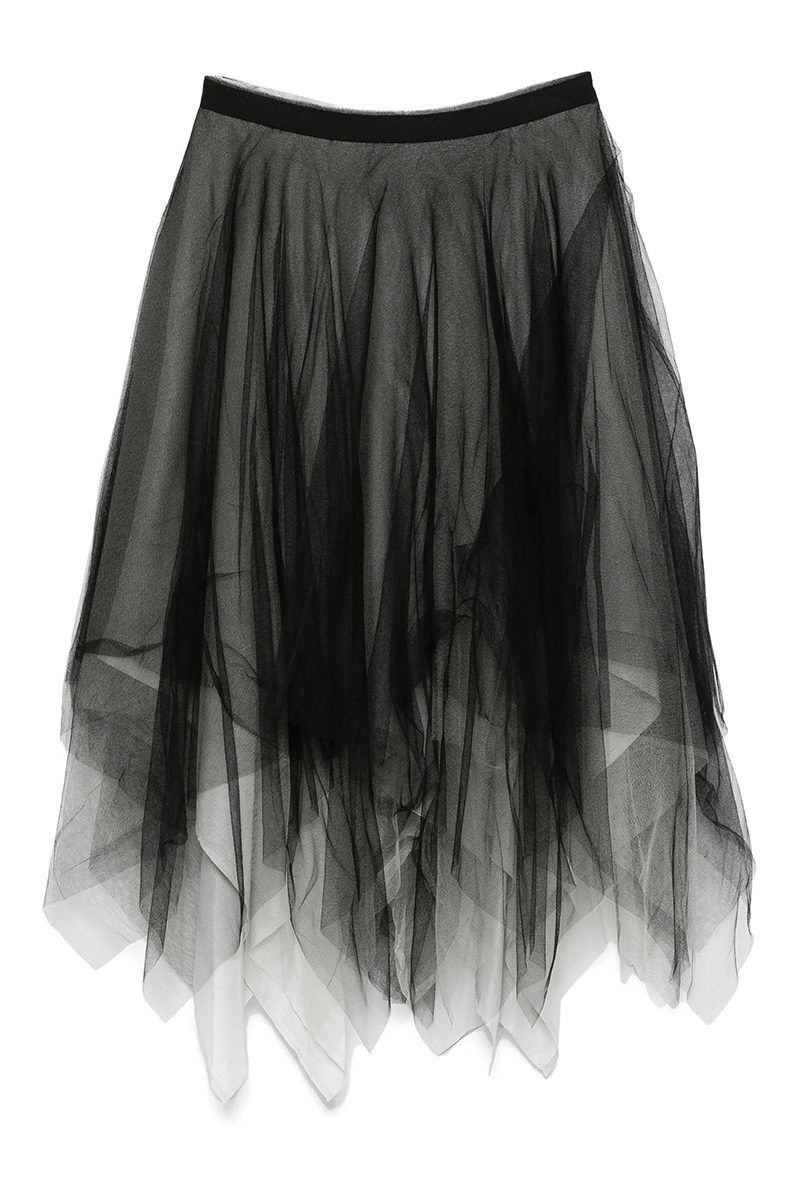 Risqué sheer skirts are taking over the cool girls’ wardrobes—here’s ...