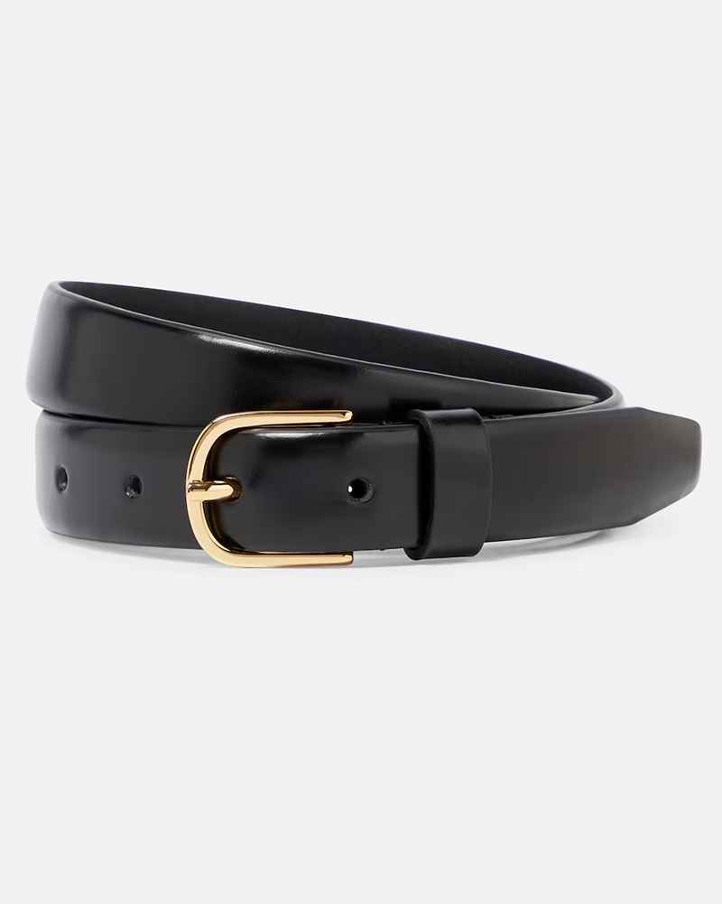 How to cop Kim Dami’s preppy style as Yoon Ena in Nine Puzzles