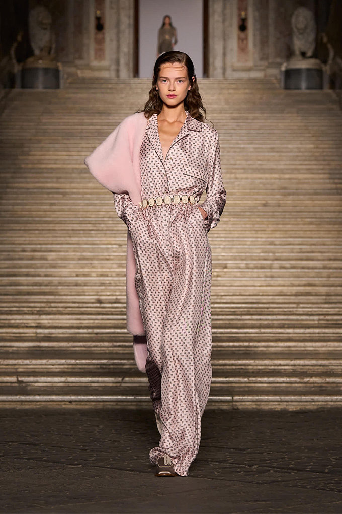 Max Mara’s resort 2026 collection is an ode to womanhood and Italian heritage