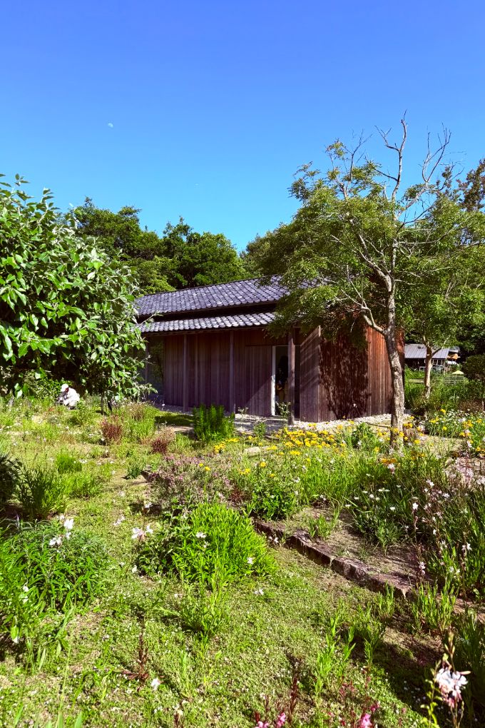 “I really wanted to challenge myself and bring people together through well-curated spaces ...