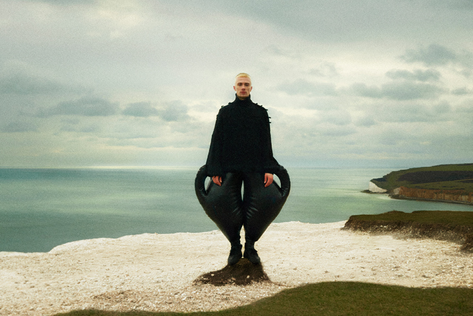 The fashion language of designer Harri KS emerges from air and atmosphere