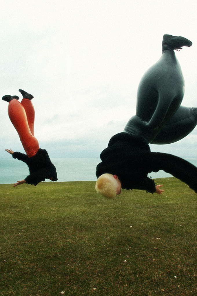 The fashion language of designer Harri KS emerges from air and atmosphere